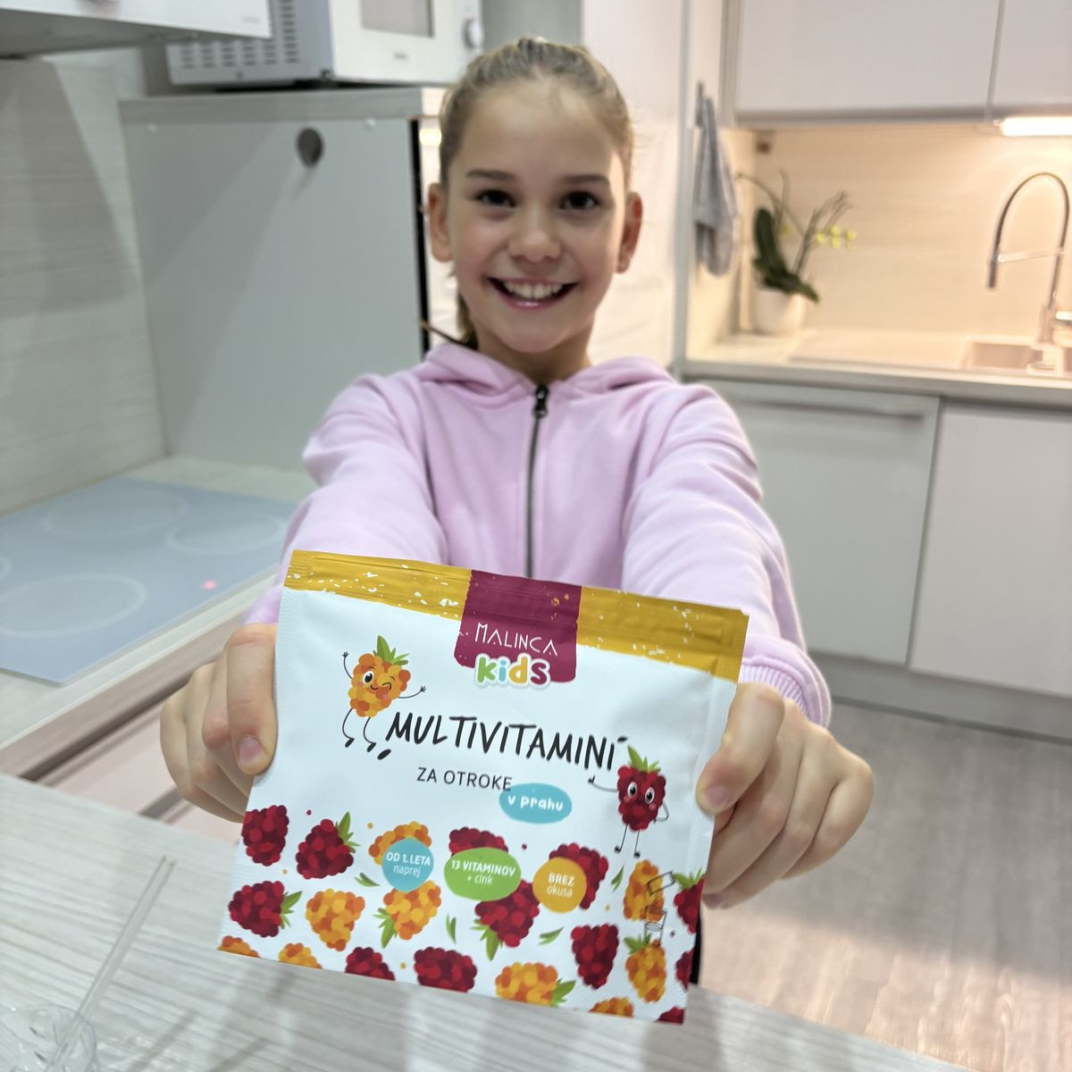 Flavorless Multivitamin Powder for Children | Malinca.eu